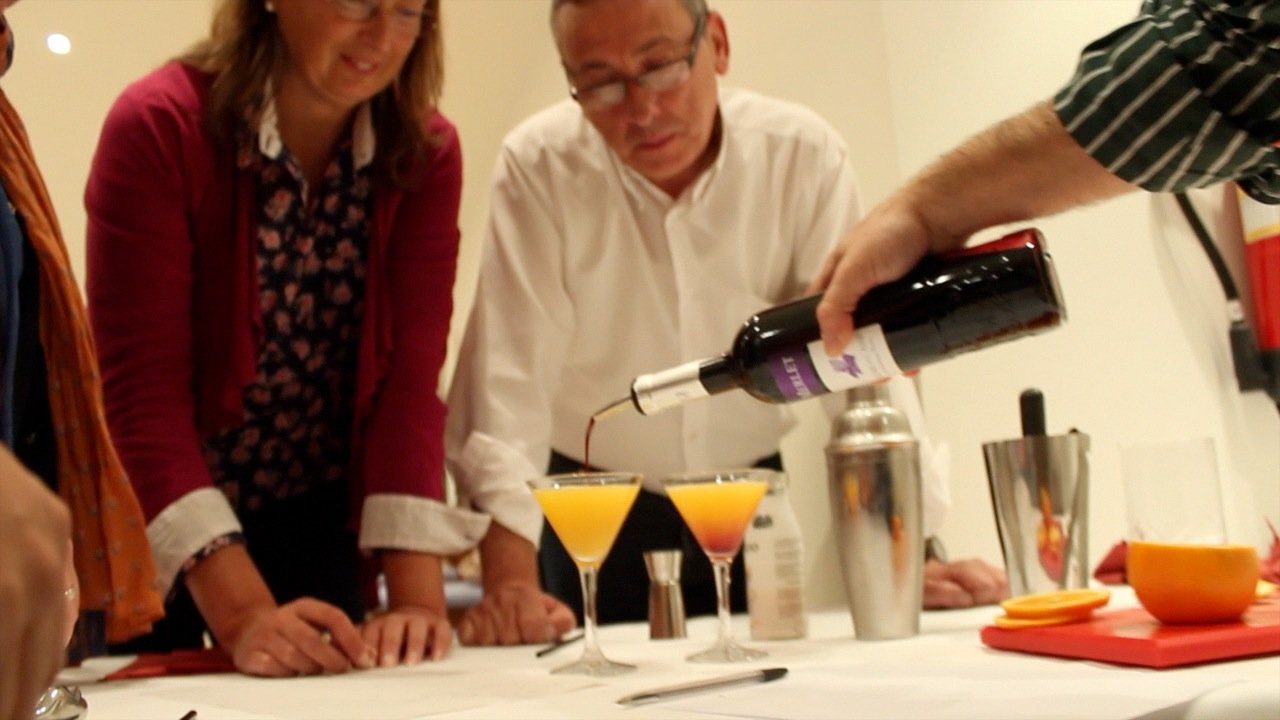 U SHAKE IT | High Fidelity Collective